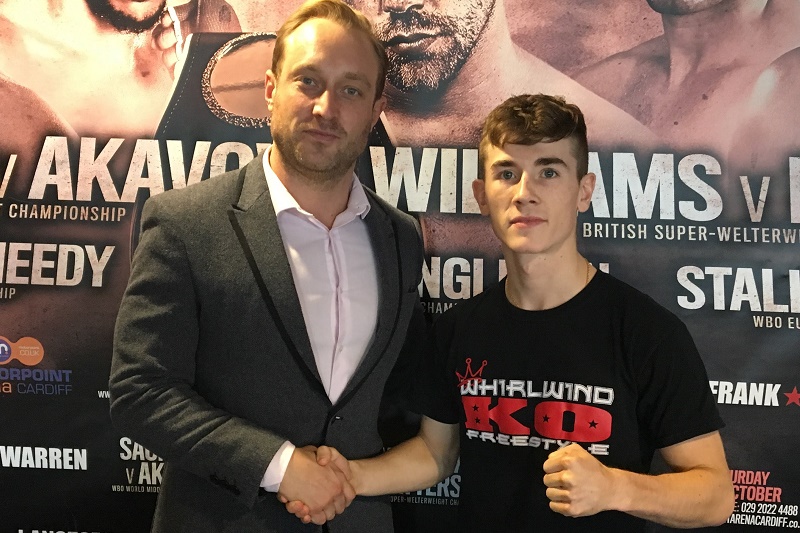 British 122lbs Champion Brad Foster Signs With Frank Warren