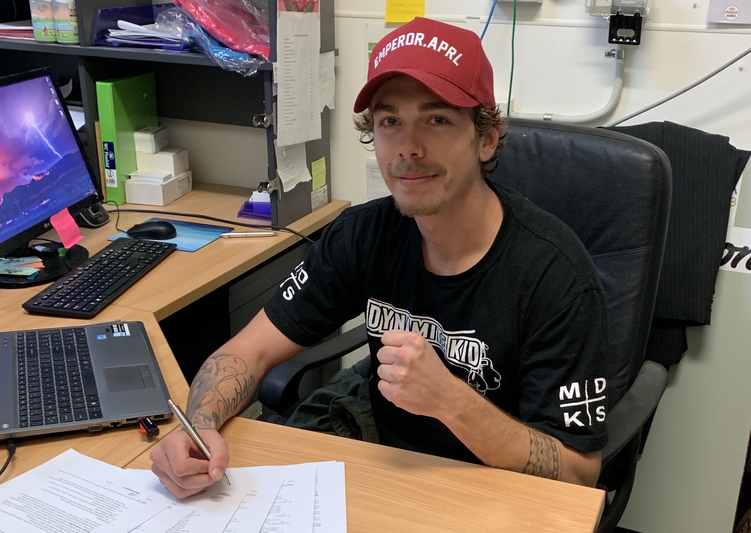 Five Time Australian Amateur Champion Mitchel Stapleton Signs With Tony ...