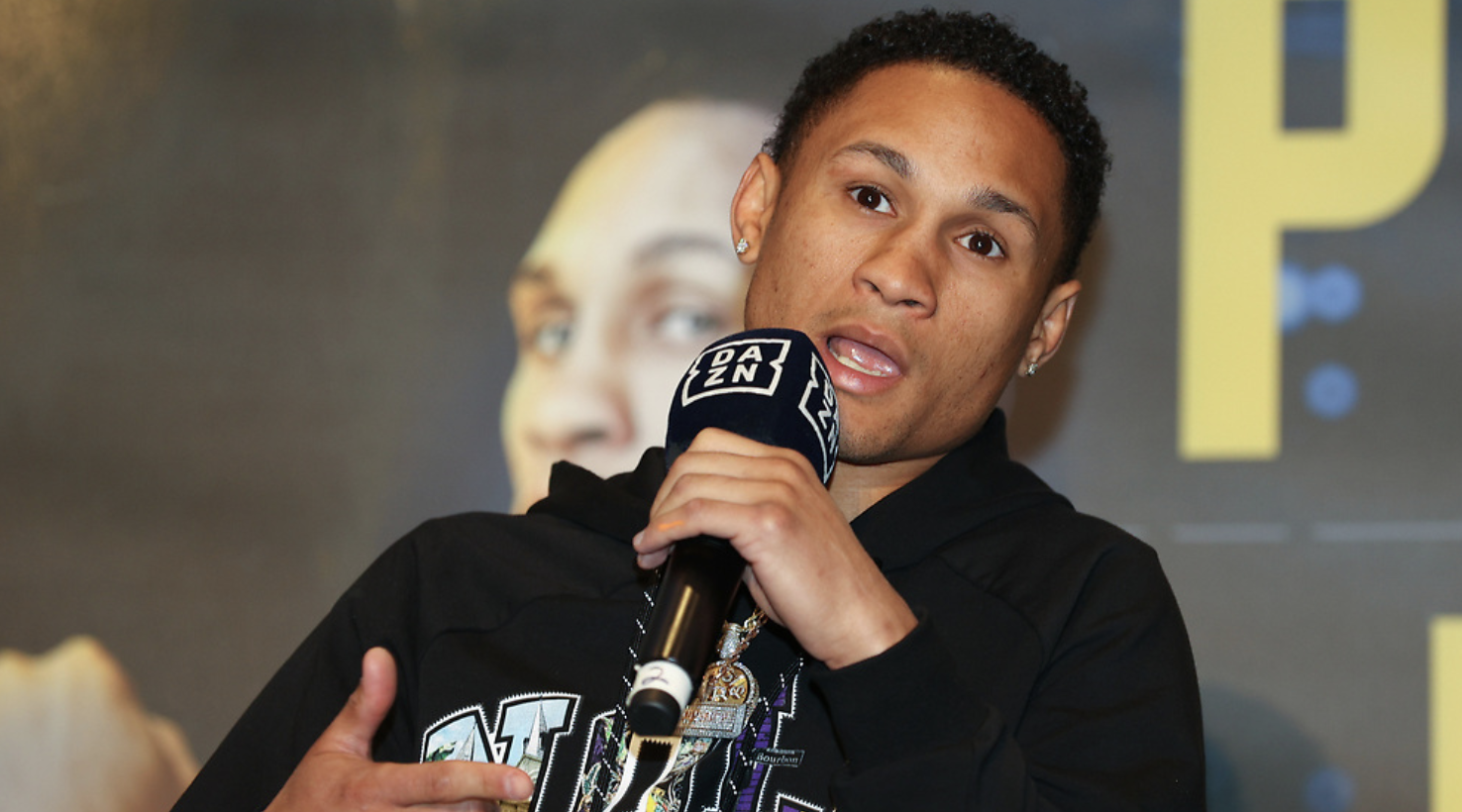 Prograis splits with promoter DiBella