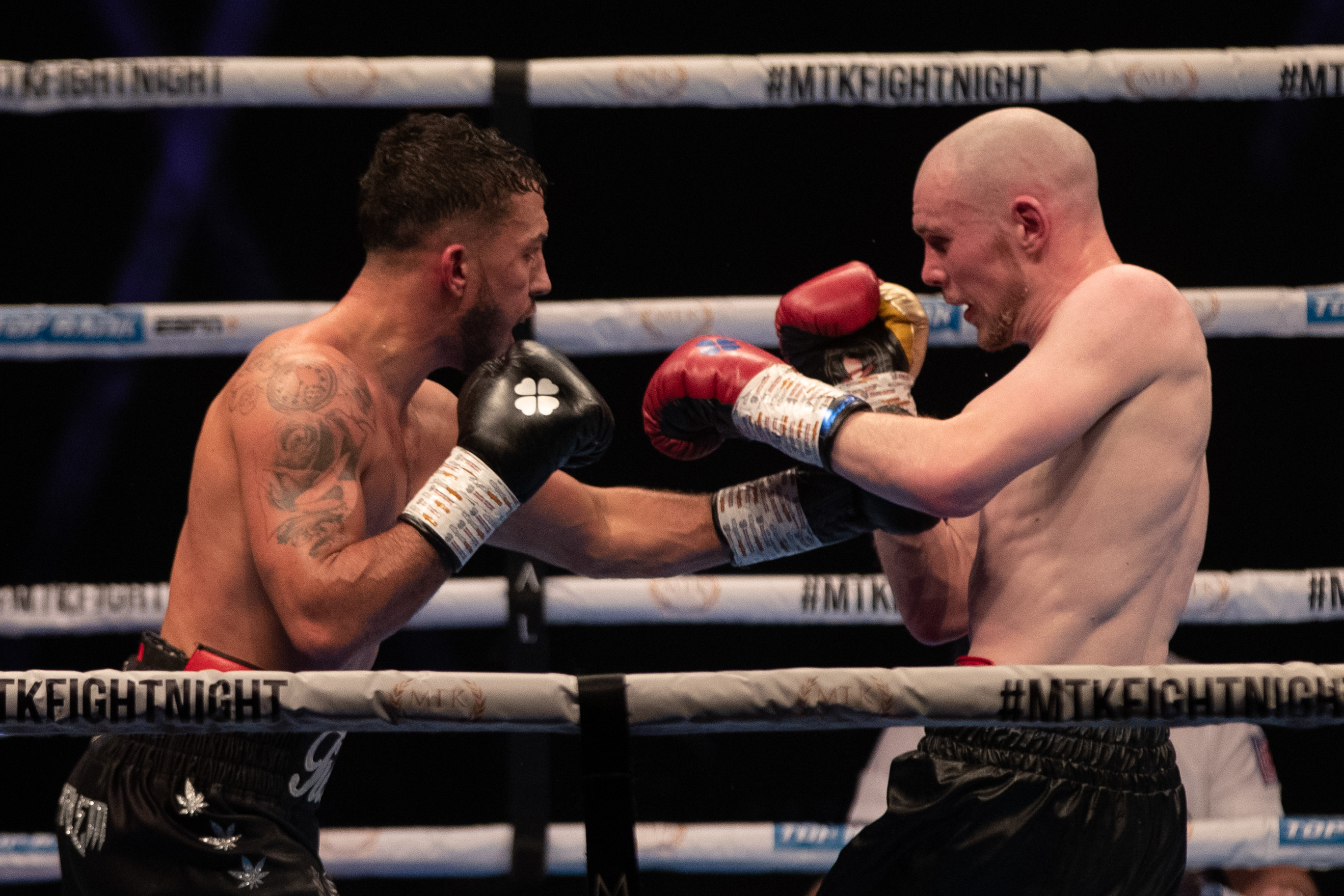 MTK Fight Night: McKinson dominant, Harris passes Braithwaite test
