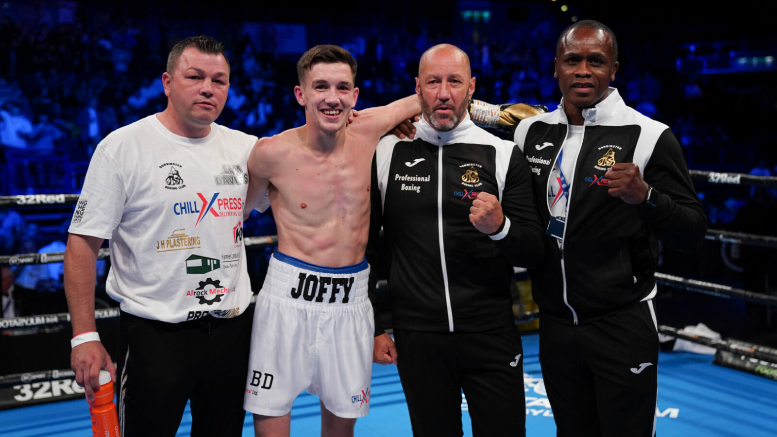 Davies Drops And Dethrones Leach To Become British Champion