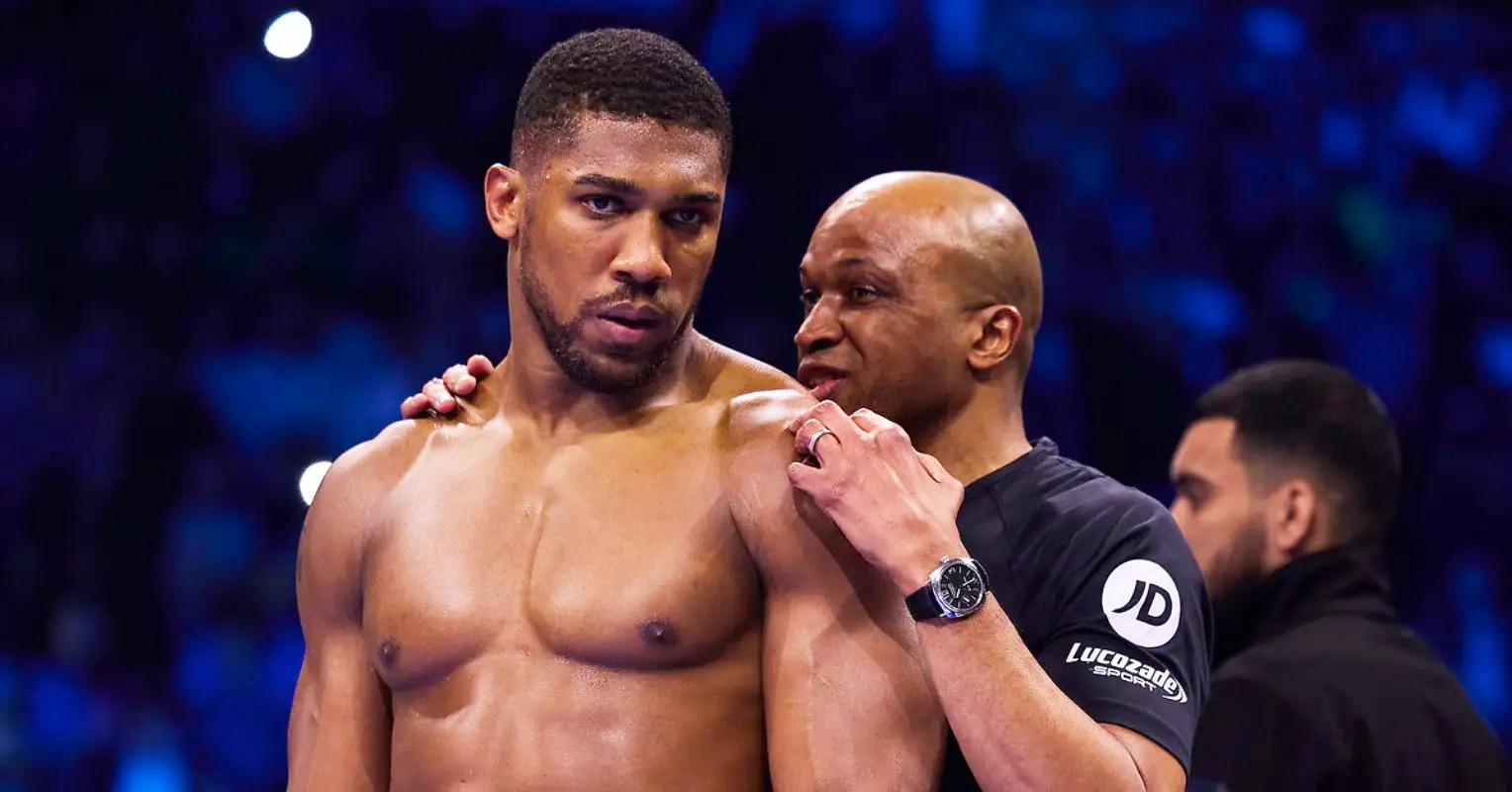Anthony Joshua Told Changing Trainers Is Pointless: "He's Going Nowhere"