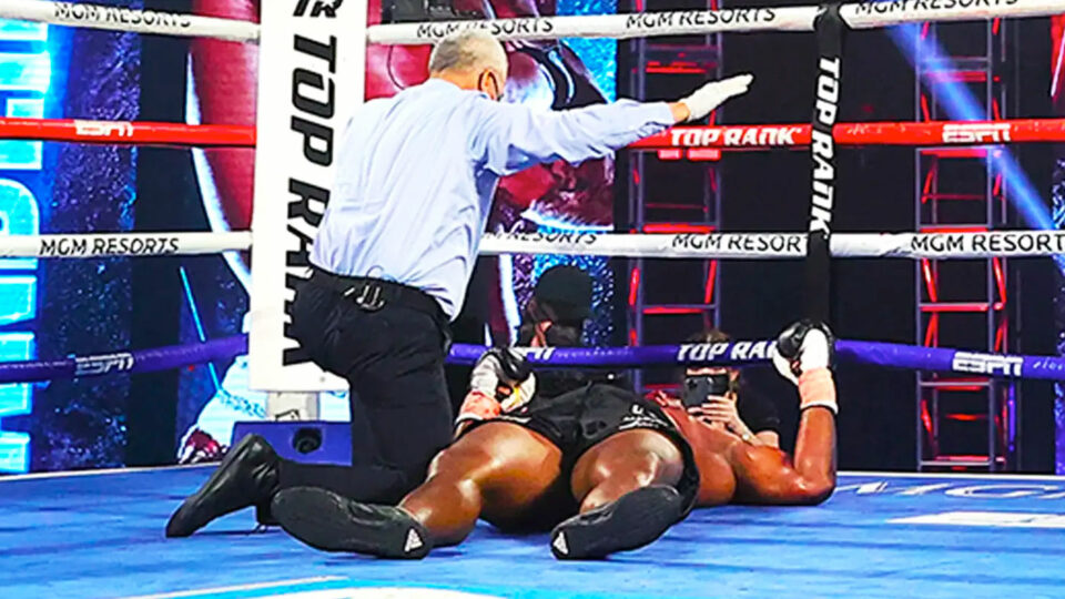 Heavyweight With 14 Knockouts In 14 Fights Declares "I'm The Best In ...