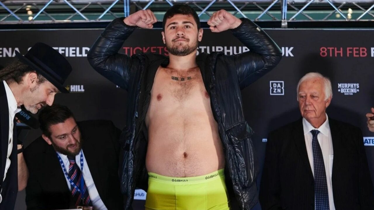 Dave Allen Names The Heavyweight That Shouldn't Be Landing Big Fights ...