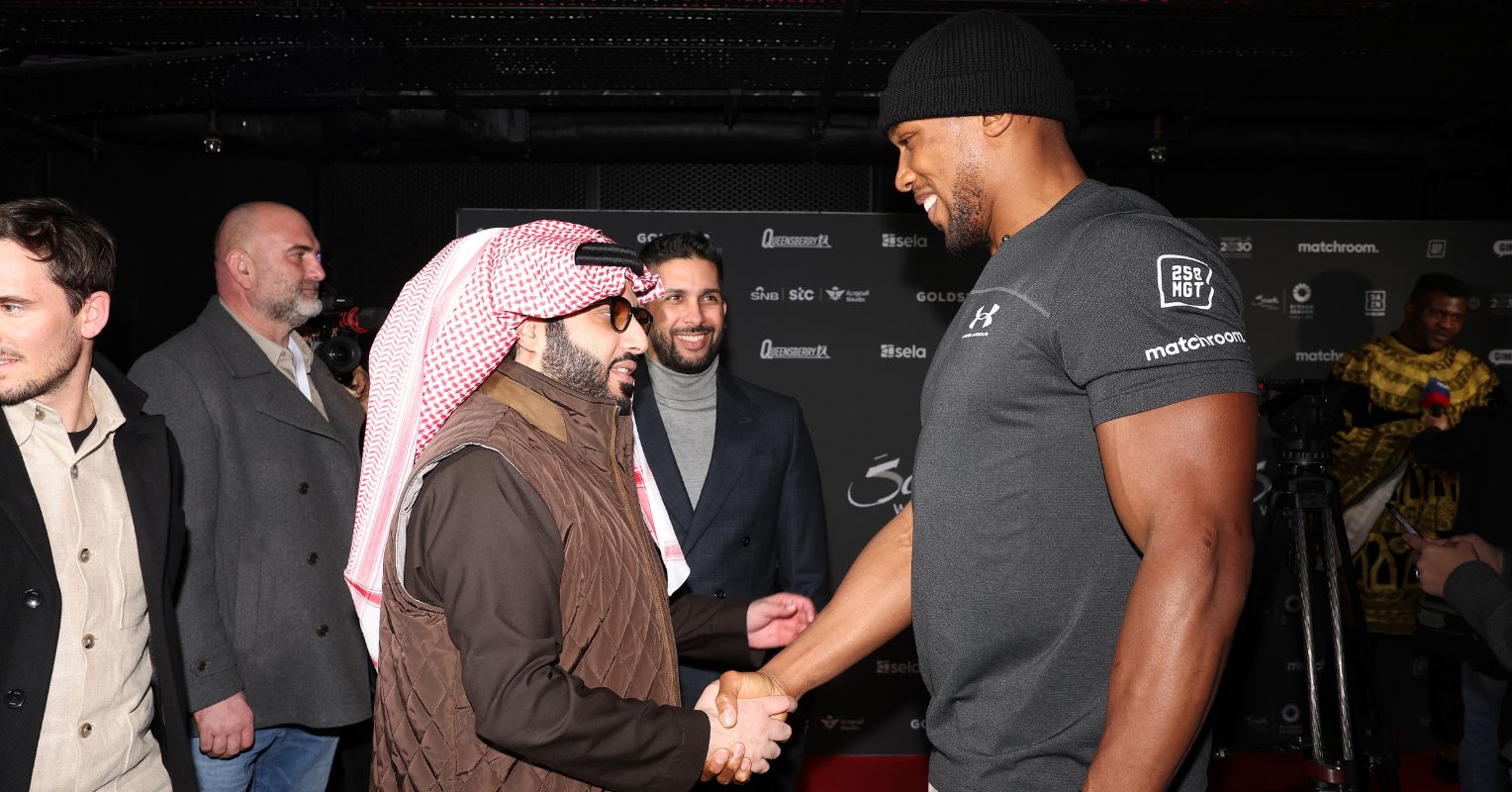 Saudi Boxing Chief Mocks Oscar De La Hoya