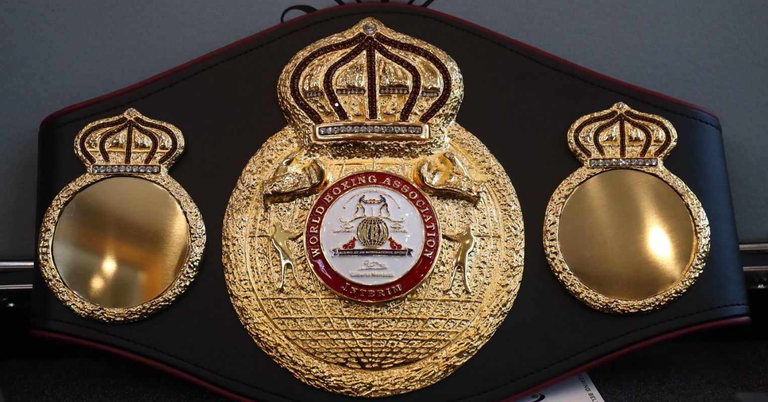 Amateur sensation to challenge for WBA world title in fourth ...